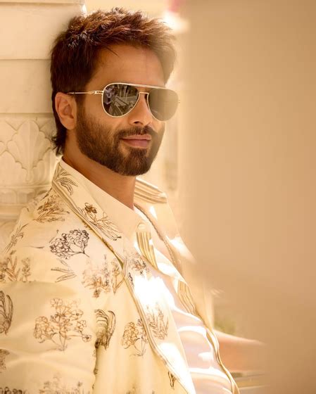 Shahid Kapoor Playfully Tags Wife Mira Brother Ishaan As ‘fans