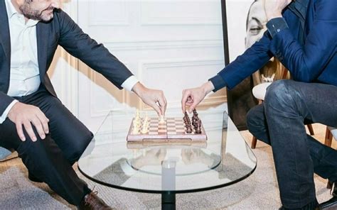 Harnessing Contextual Intelligence Craig Hill