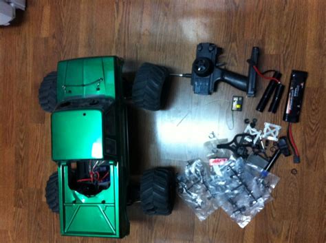 Traxxas Emaxx Canada Only R C Tech Forums