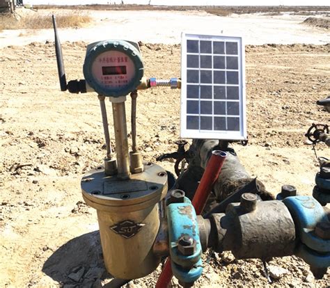 Floating Target Single Well Gas Liquid Multiphase Flow Meter