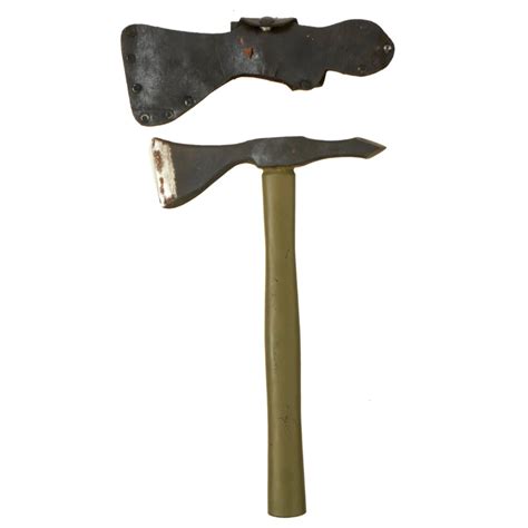 Original Us Vietnam War Lagana Tomahawk With Leather Carry Case
