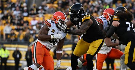 Browns Myles Garrett Steelers Tj Watt Top Of Advance Analytic Numbers