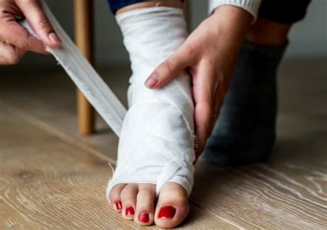 Sprained Toe Vs Broken Toe Understanding The Differences And Prevention From Doctor