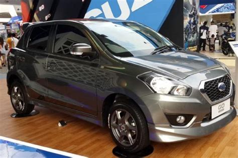 Cocok Untuk Wanita Inilah Pilihan Mobil Bekas Tahun An Harga Rp Jutaan