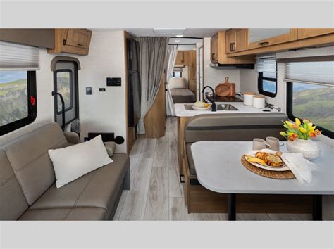 Coachmen Rv Leprechaun Motor Home Class C Rvs For Sale