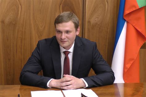 Глава Хакасии Валентин Коновалов Хребет это не сила Хребет это