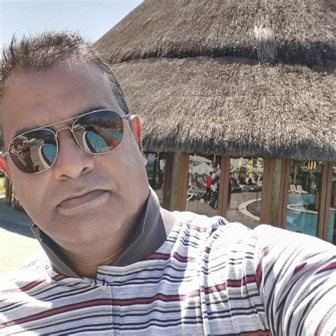 Reshad Khadaroo Reshad1965 • Threads Say More