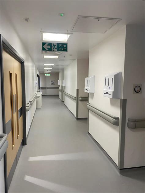 Manchester Hospital Ward Work Db Decorating