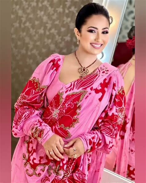 ඔසරියට ලස්සනම කවුද Youtube