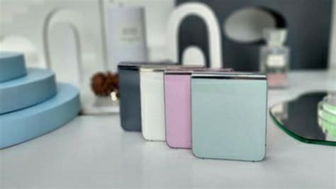 Harga Samsung Galaxy Z Flip Hp Lipat Mahal Dengan Inovasi Canggih Dan Harga Mengagetkan