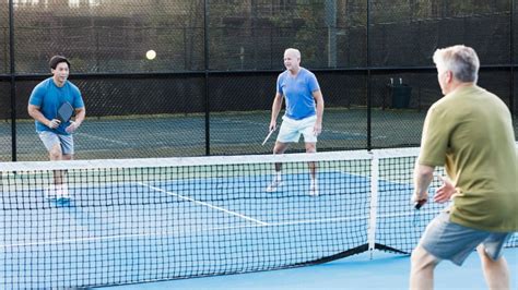 Where To Stand In Pickleball Doubles Helpful Guide For Beginners