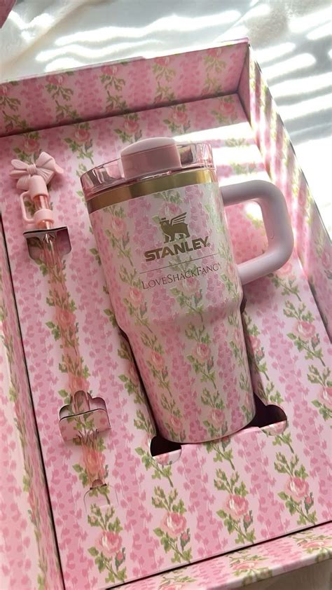 Stanley X Love Shack Fancy 🎀 Girly Christmas Ts Pretty Mugs Fun Cup