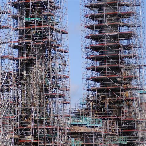 In­stall­a­tion Dis­mant­ling Of Mod­u­lar Scaf­fold­ing Kaefer