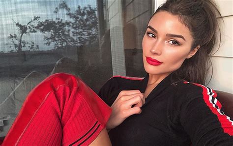 Dünyanın ən seksual qızı o oldu