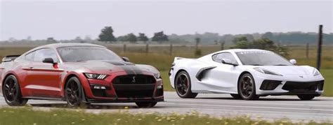 2020 Corvette C8 Races Mustang Gt500 Video Gm Authority