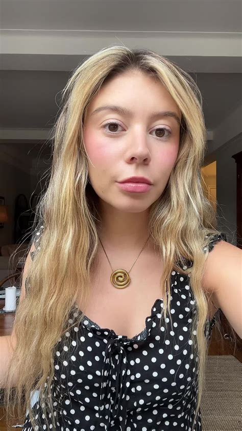 G Hannelius Instagram Genevieve Hannelius Having The Best Time Over