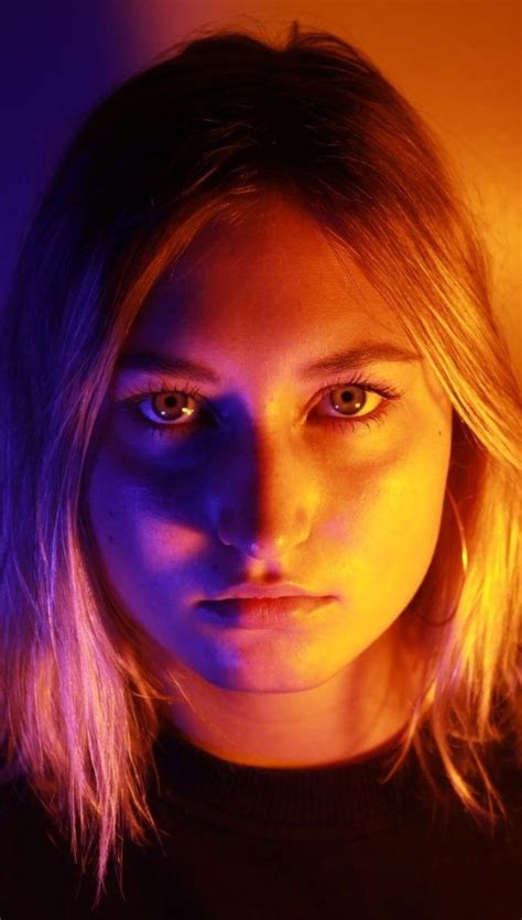 Pin Von Stephon Watson Auf Dramatic Lighting Portrait Zeichnen
