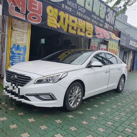 부산자동차썬팅 Lf쏘나타 기존 썬팅 제거후 열차단 90프로 반반사 썬팅 재시공 및 후면 뒷유리 기포 뽀글이 제거및 부산광역시