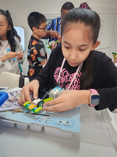 เเถมฟรี คอร์ส Coding And Robotics เตรียมความพร้อมทุกด้าน เพื่อคนที่เรารัก เรียนที่นี่แล้ว