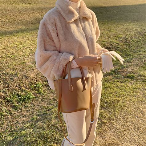 둥실코코 포근🤎3색 소프트 페이크퍼 밍크 집업 점퍼 에코퍼 카라 크롭 지퍼 털 카라 뽀글이 양털 루즈핏 숏 점퍼 자켓 코트 베이지 민트 블랙