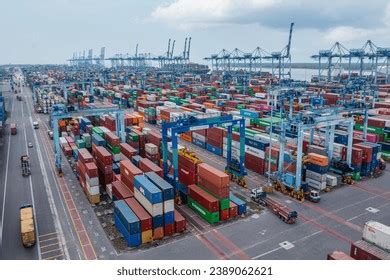 705 Imágenes Fotos De Stock Objetos En 3d Y Vectores Sobre Shipping Containers Southeast Asia
