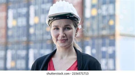 12 Vessels Operation Manager Female Royalty Free Images Stock Photos Pictures Shutterstock