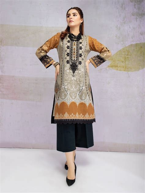 Edenrobe Talaash Embroidered Khaddar Shirt Ewu21v8 21708