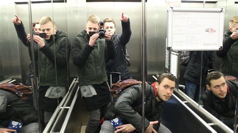 Road To Curryworst Matthy Robbie En Roelie Naar Berlijn Youtube