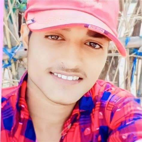 𝒔𝒕𝒚𝒍𝒊𝒔𝒉 𝒓𝒂𝒏𝒋𝒊𝒕 45💖💫😍 Stylishranjit45 • Threads Say More