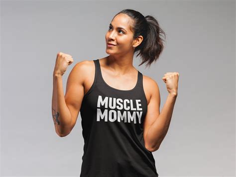 22 Muscle Mommy Gym Fits Ideas Gym Fits Muscle Mommies