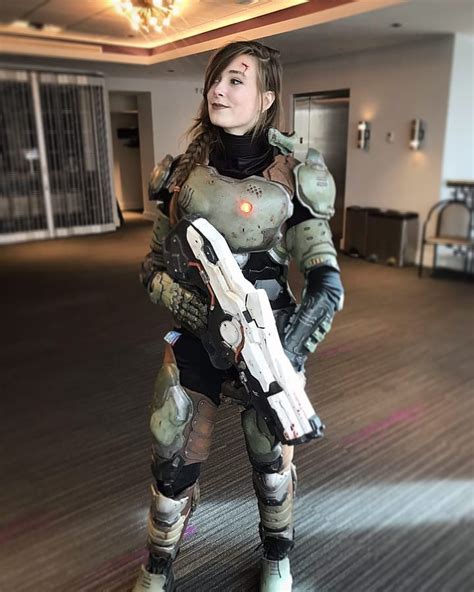 Isabelle Doom Slayer Cosplay Crossover Is Absolute