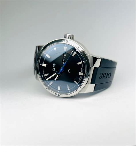 Oris Tt1 Day Date Luxury Watches On Carousell