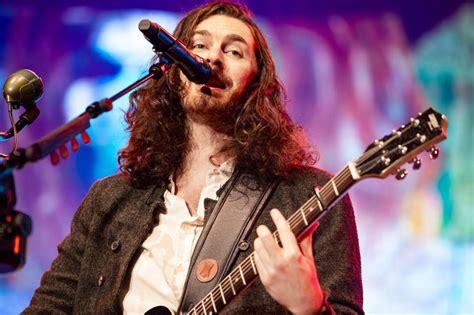 Hozier Called Most Irish Guy To Ever Irish As Fans Find Out Hes Born On St Patricks Day