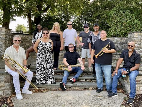 Diana Jacobs Band