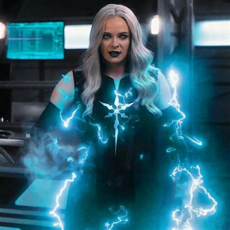 ~killer Frost~  Mujer Fotos De Superhéroes Fotos De Flash