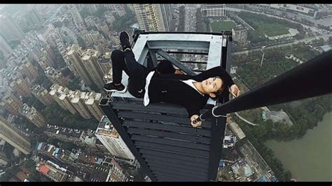 Wu Yongning Célèbre “rooftopper” Chinois Est Mort Youtube
