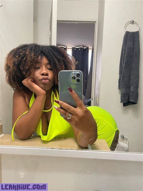 July Bubbles Julybubbles Photos And Videos Leakhive Com X Porn Pic