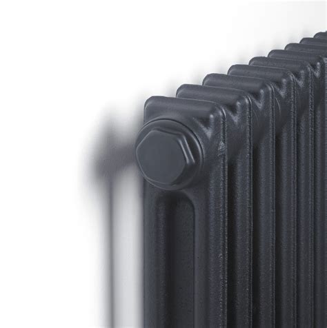Wallace And Squires Ionic 58 2 Column Radiator With Feet 14 Section 640mm