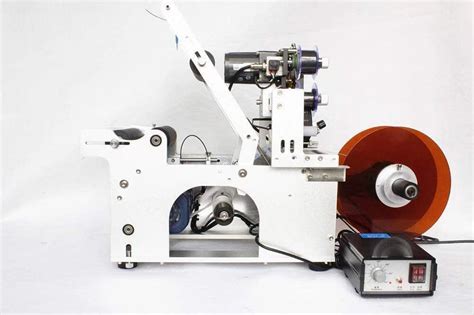 round bottle labelling machine with coding capacity very good at rs