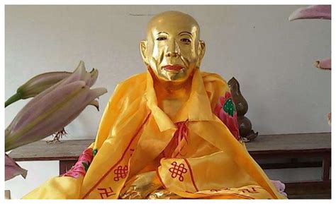 中国的女性肉身菩萨，多年来身体不腐烂，原因依然是个谜