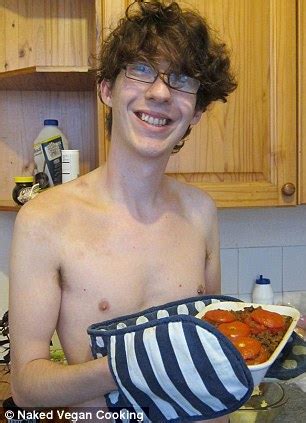 Nakedvegancooking Crazy Web Craze Sees Participants Shun Meat Dairy Products And Their Clothes