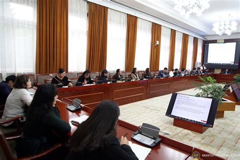 УИХ ын Тамгын газрын ажилтнууд мэргэжлийн хөгжлийг дэмжих сургалтад оролцлоо