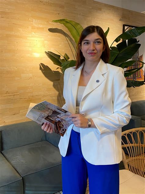 I Just Want To Wish Everyone A Productive Week 🙌🏻 Maria Zlatkova