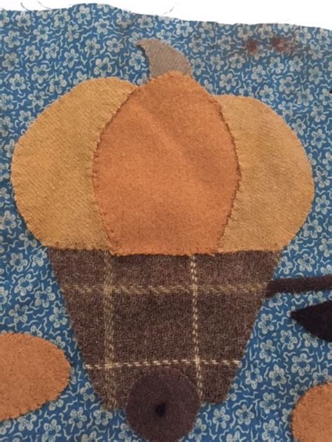 Prims By The Water Crow Pie