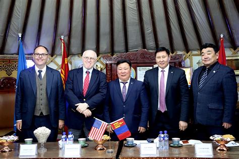 АНУ ААС МОНГОЛ УЛСАД СУУГАА ЭЛЧИН САЙД МАЙКЛ С КЛЕЧЕСКИ ХОВД АЙМАГТ АЙЛЧИЛЖ БАЙНА