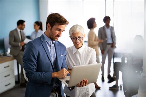 Reimagine Employee Engagement And Adoption With Microsoft 365 Training