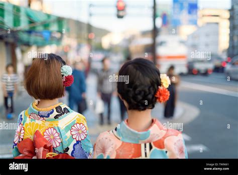 Filles Japonaises Banque De Photographies Et Dimages Haute R Solution Alamy