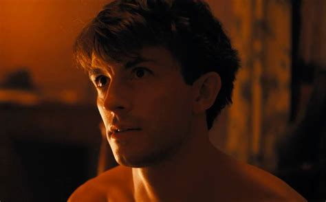 Jonathan Bailey As Tim Laughlin Pretty Men Attractive People Fav Celebs