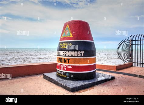 Key West Florida Usa September 1 2018 Southernmost Point Monument