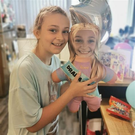 Create Your Own Mini Me Doll Try The Mini Me Doll App 2022